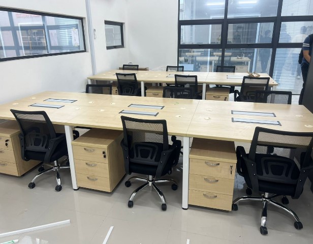 Office Furniture Taman Perindustrian Subang Office Workstation Table ...
